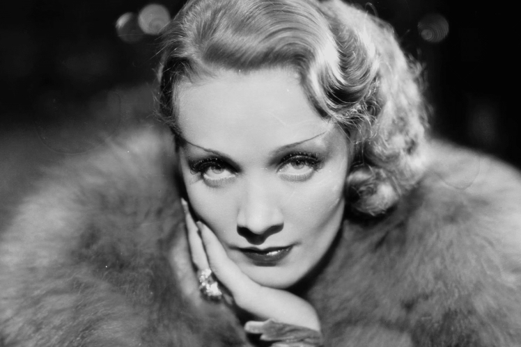 Maquillaje glam paso a paso. Características y cómo hacerlo