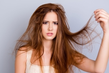 ¿Qué es bueno para pelo encrespado o frizz? Qué es y causas